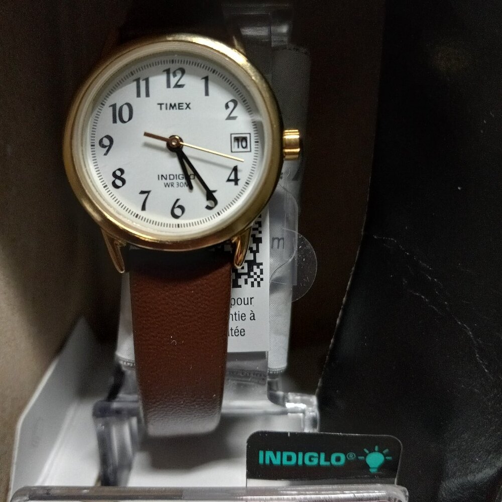 Timex Indiglo Women's Watch With Leather Band - Gem
